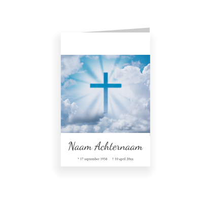 Christelijke rouwkaart met een kruis van licht in de wolken